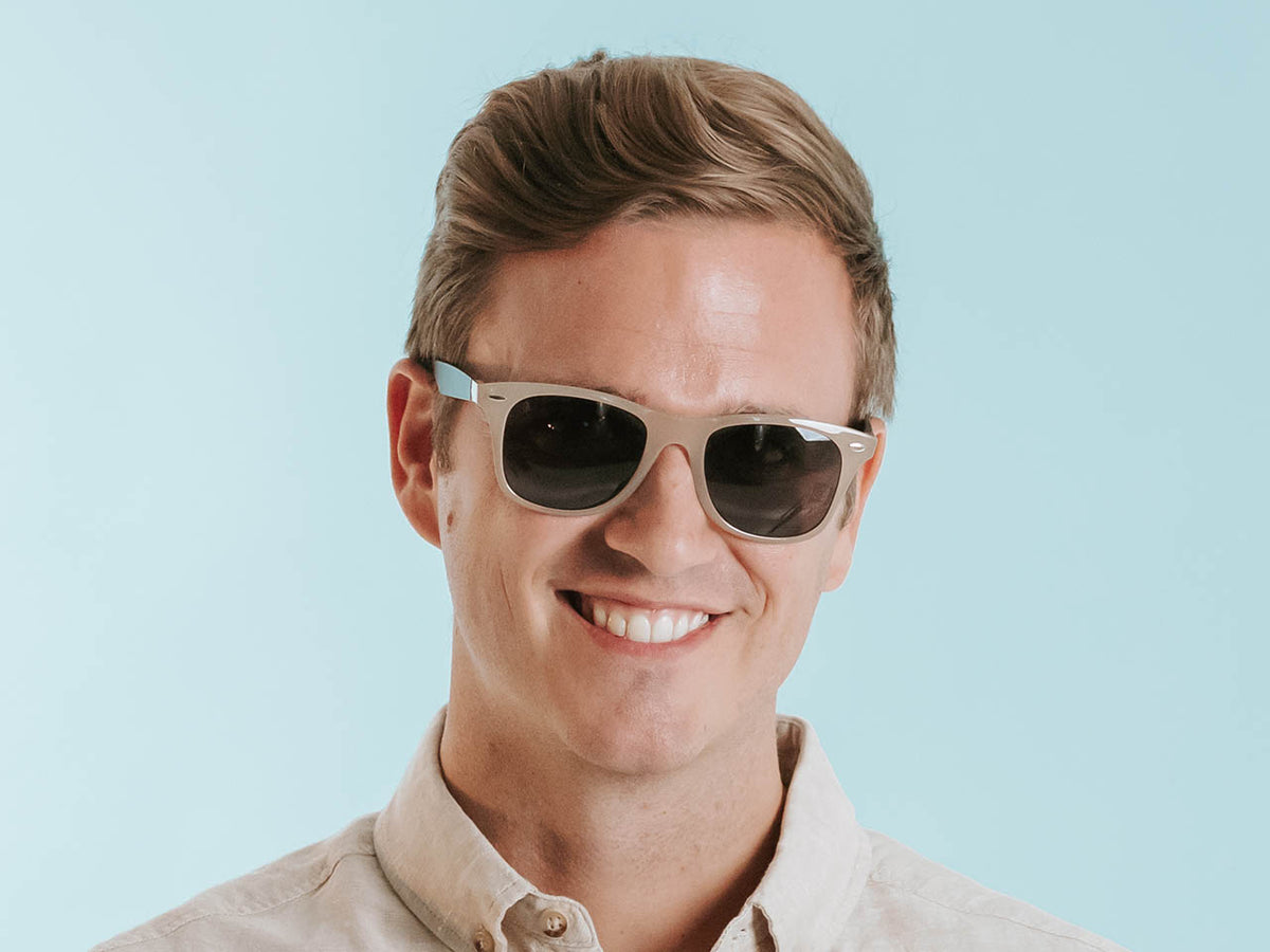 Sunglasses Polarised 'Regan' Grey - Goodlookers Trade